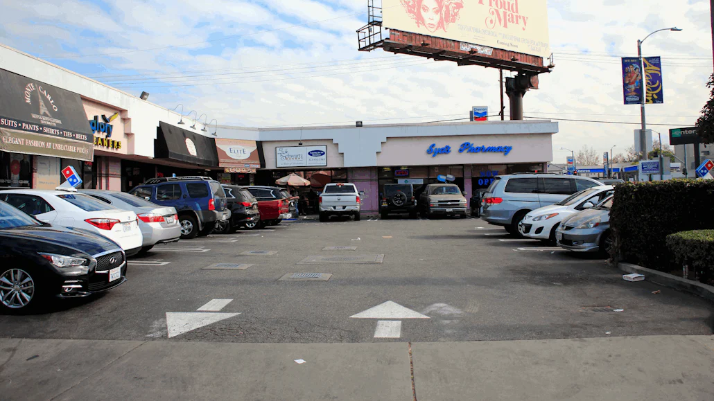 How to Park a Car Perfectly: Step-by-Step Guide [By Experts]