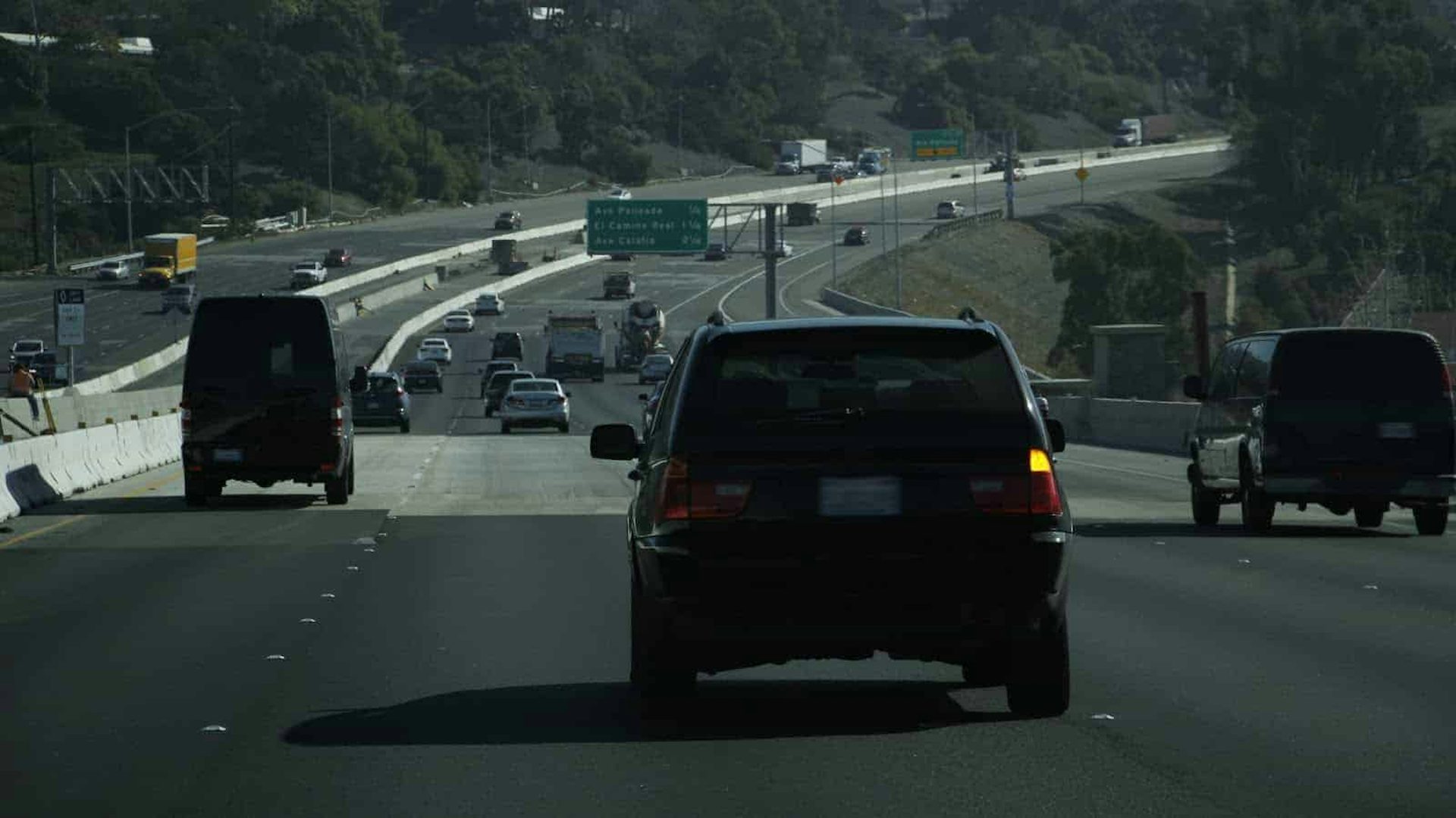 6 Tips How to Change Lanes Correctly and Avoid Accidents
