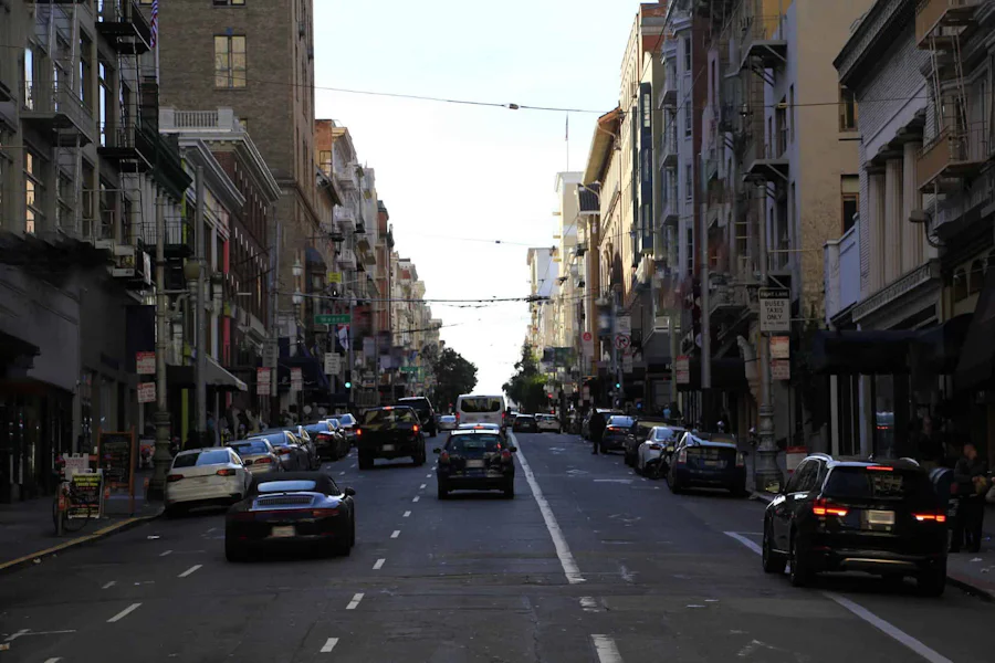 One-Way Streets Explained | Zutobi Drivers Ed