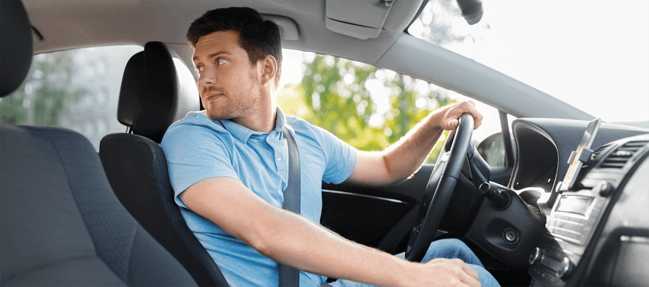 How to Pass Your Driving Test in 2025: 15 Tips [By Experts]