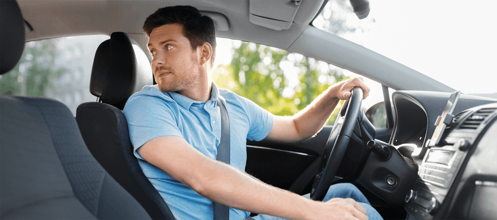 How to Pass Your Driving Test in 2025: 15 Tips [By Experts]