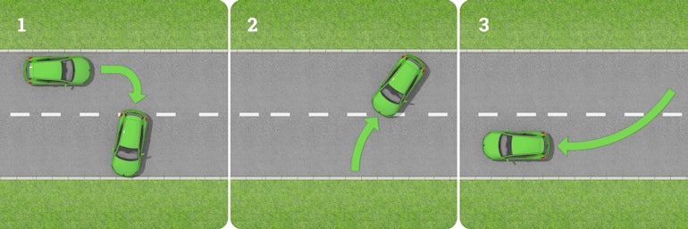 How to do a 3 Point Turn? Learn in 4 Easy Steps